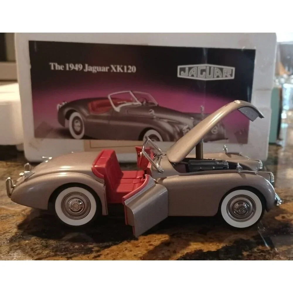Danbury Mint | Other | Danbury Mint 949 Jaguar Xk12 Original Box ...